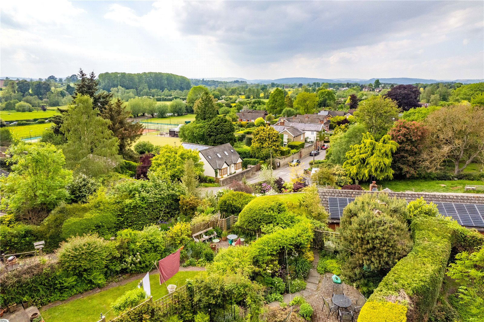 5 Upper Linney, Ludlow - Balfours