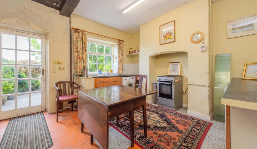 5 Upper Linney, Ludlow - Balfours