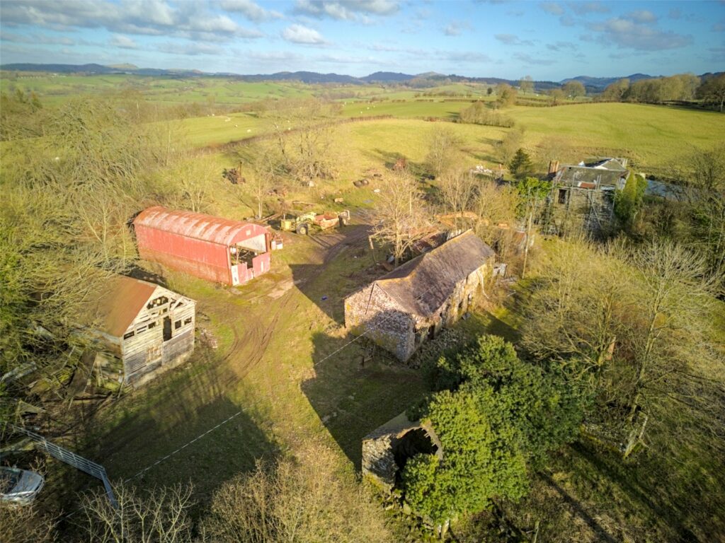 Brynglas Hall Farm, Llanfair Caereinion - Balfours