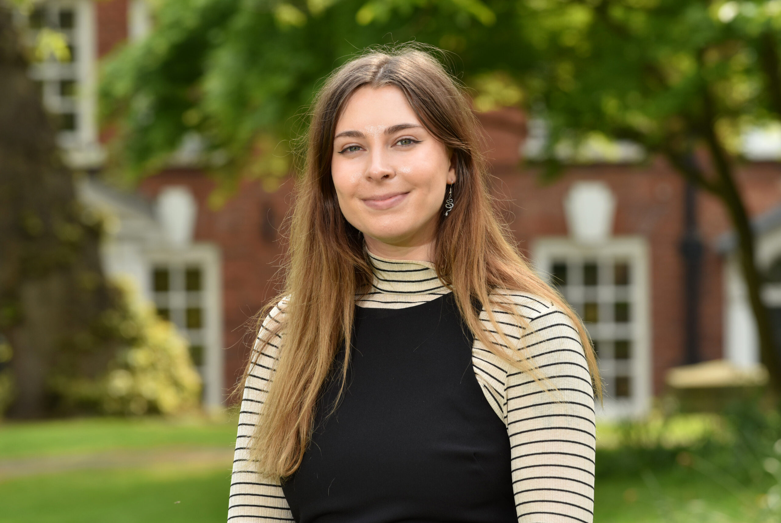 Elly Carpenter - Balfours