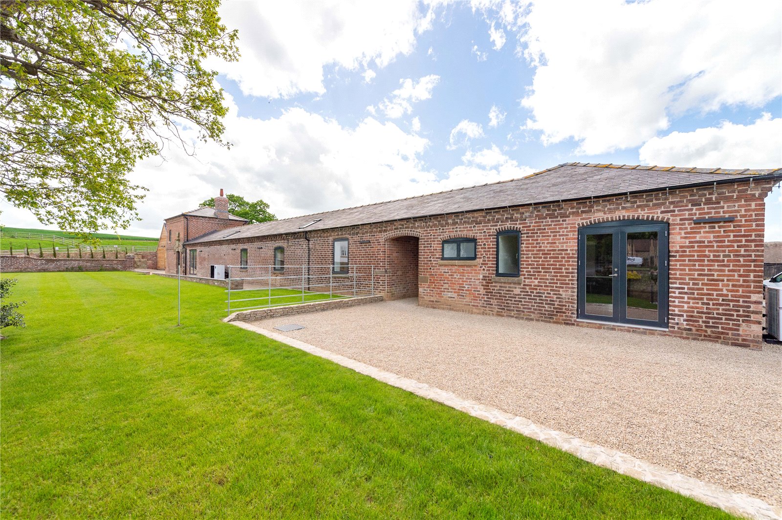 3 Castle Barns, Acton Burnell - Balfours